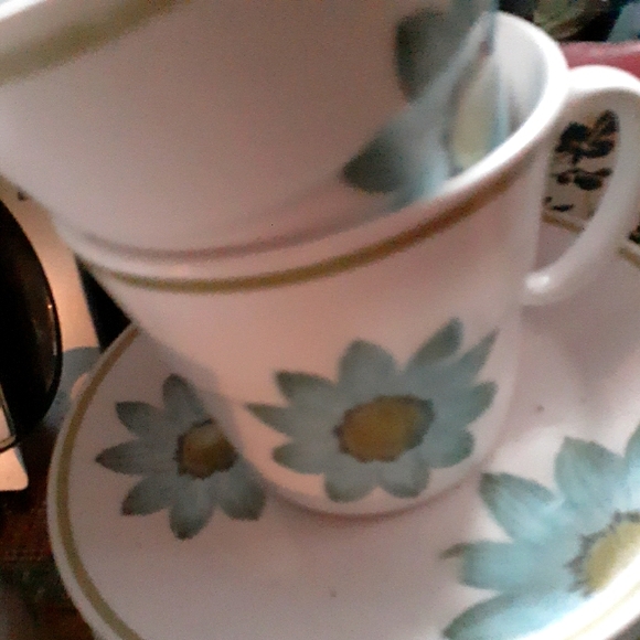 tba | Kitchen | 5 Cup And Saucer Sets | Poshmark